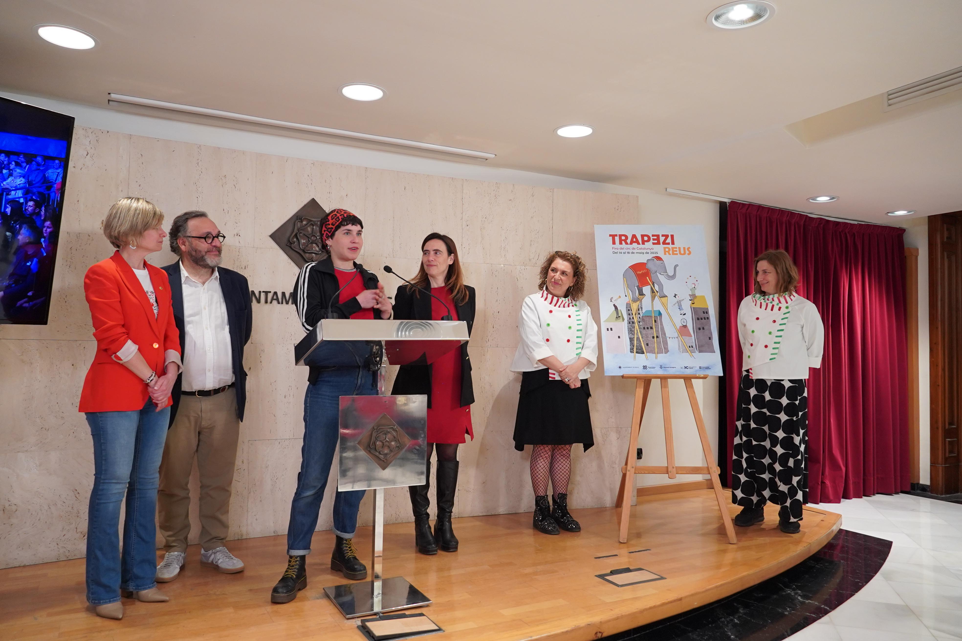 El circo llena de nuevo las calles de Reus con la llegada de la 29ª ...