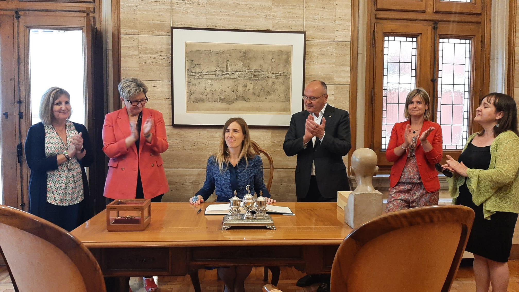 Visita institucional de la consellera d'Acció Exterior i Govern Obert ...
